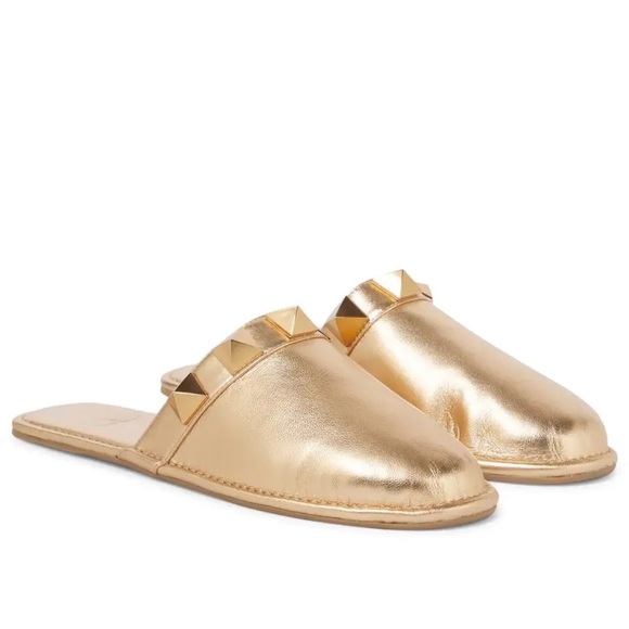 Valentino | Shoes | Valentino Garavani Roman Stud Metallic Leather ...